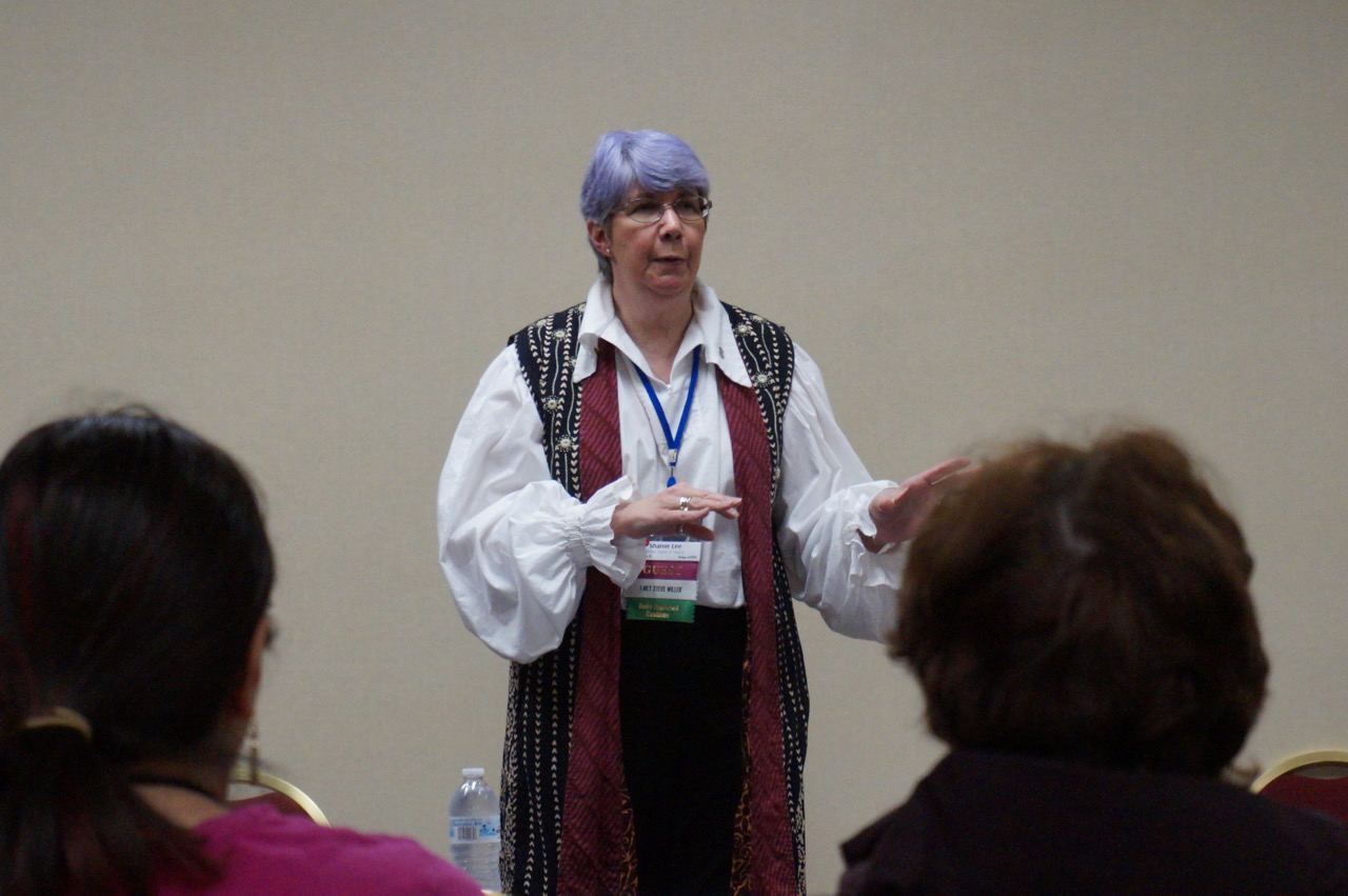 RavenCon follow-up late & I’ve disappeared – Laurel Wanrow